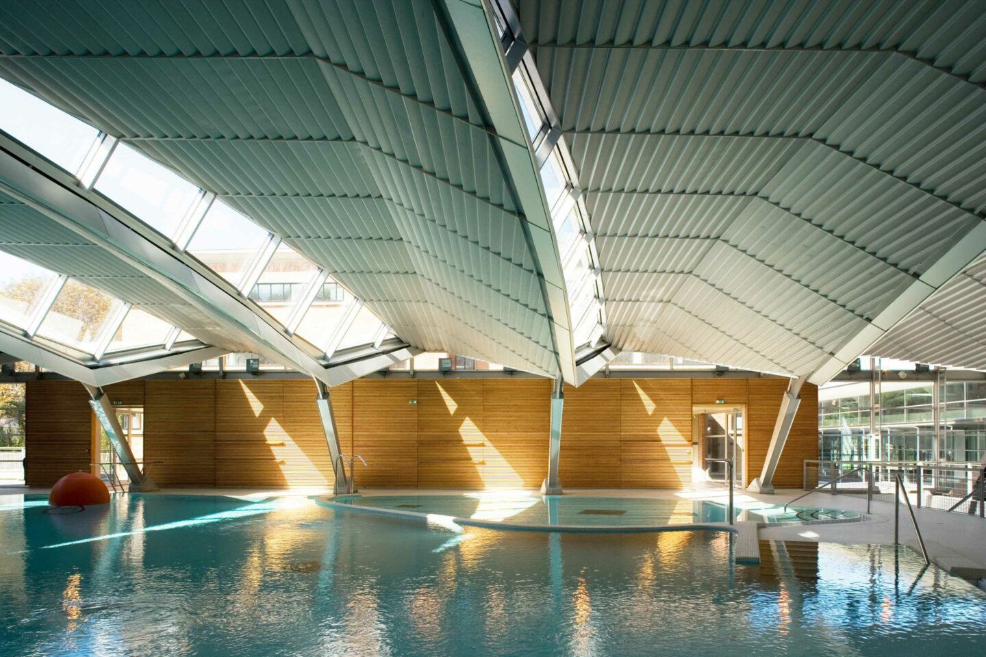 Pailleron Swimming pool and ice skating rink – Marc Mimram Architecture ...